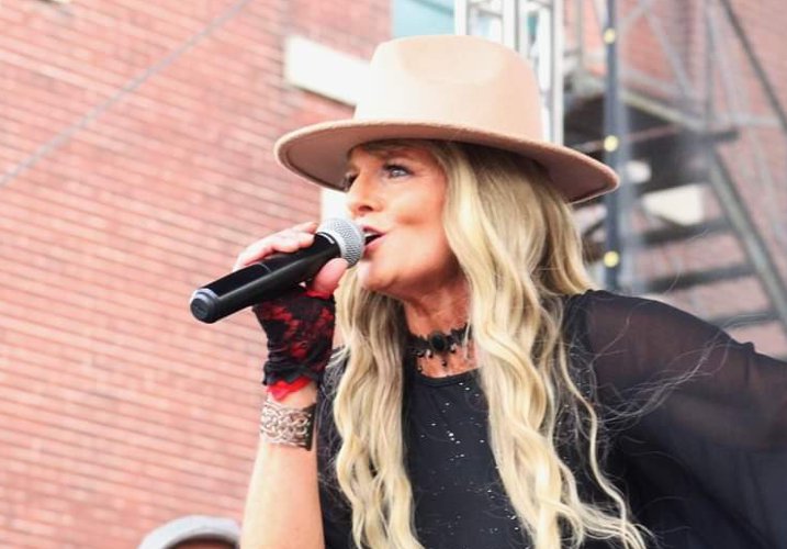 Silver Springs ~ A Fleetwood Mac Experience: Gallery